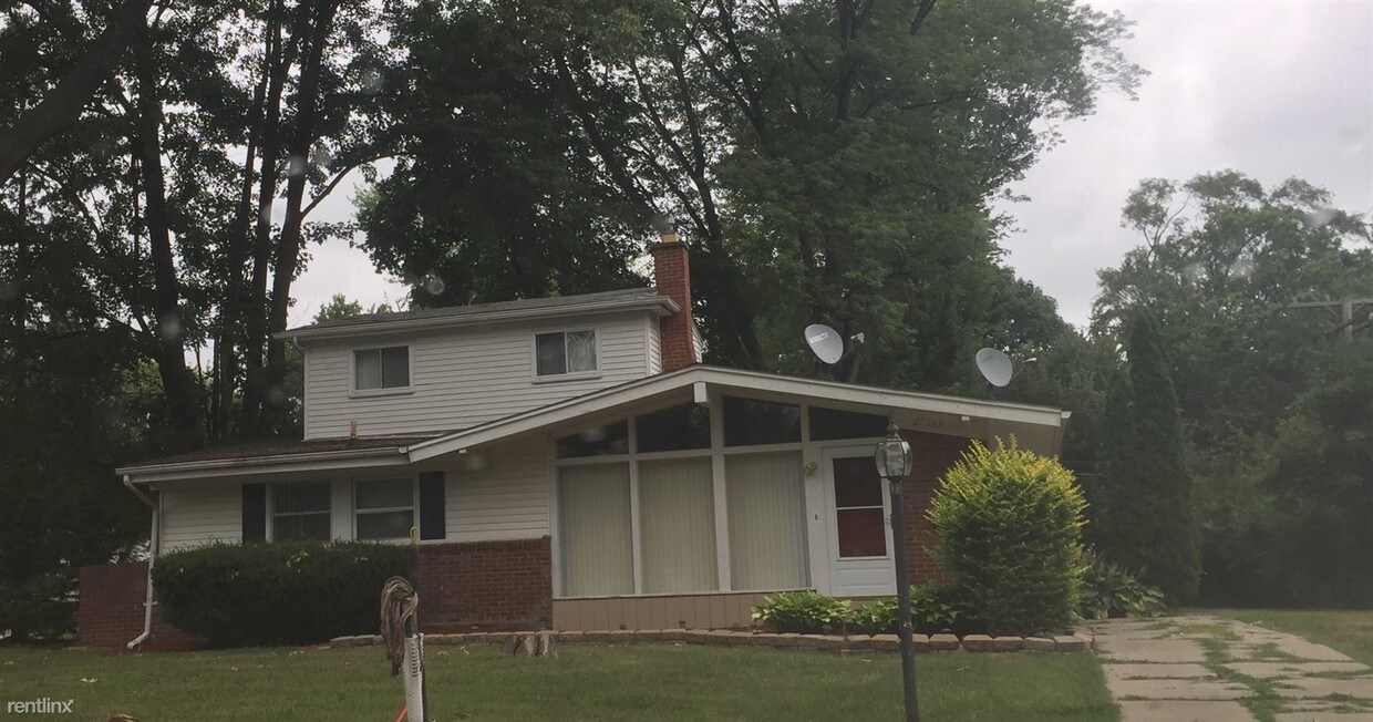 29960 Pleasant Trail, Southfield, MI 48076 - House Rental in Southfield ...
