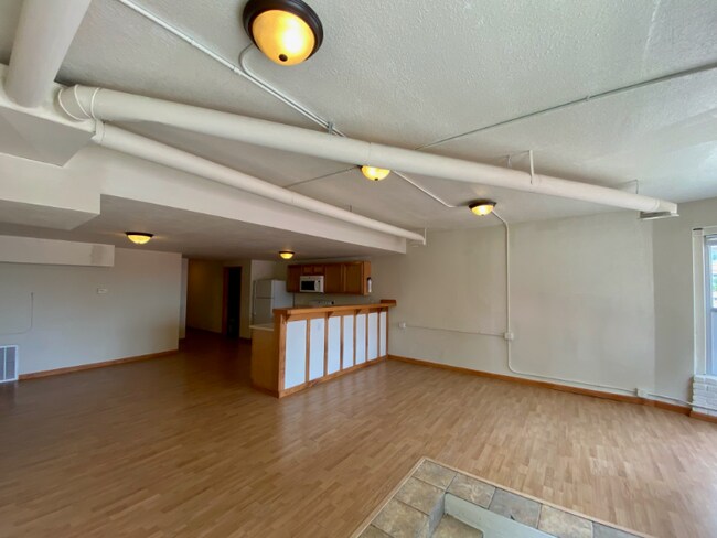 235 N Summit St Unit #1-4, Ypsilanti, MI 48197 | Apartments.com