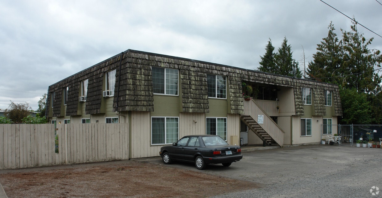 154 C St, Springfield, OR 97477 - Apartments in Springfield, OR ...
