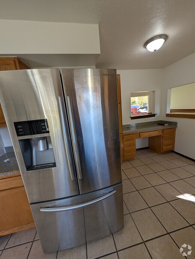 Pinewood Acres Laurel Hill Apartments for Rent - Brunswick, OH - 2 ...