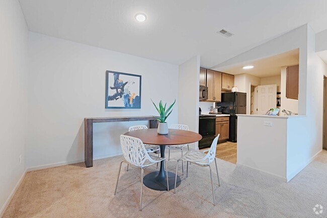 Stone Bridge Apartments for Rent with a Dog Park - Mason, OH - 33 ...