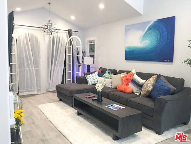 124 Driftwood St Unit 1/2, Marina del Rey, CA 90292 - Condo for Rent in ...