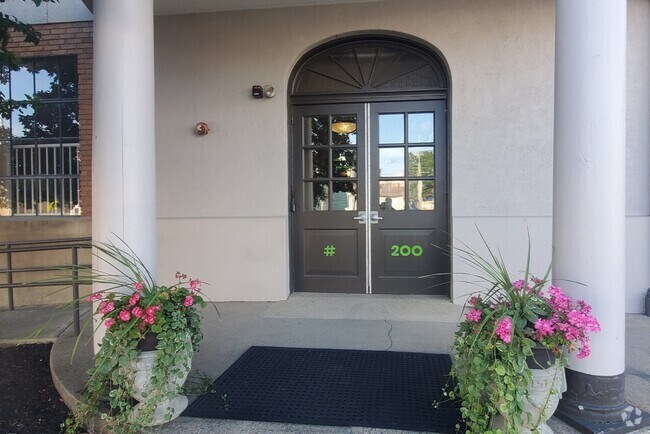 Low Income Apartments for Rent in Economy IN