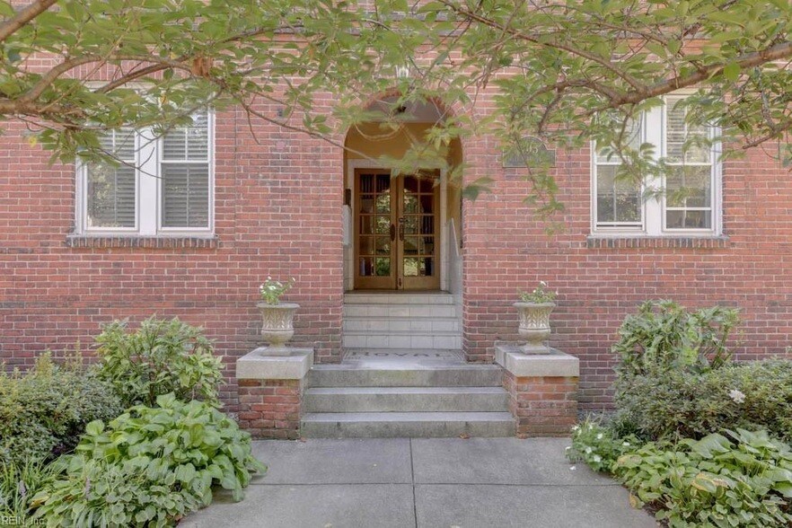 703 W Princess Anne Rd Unit 5, Norfolk, VA 23517 | Apartments.com