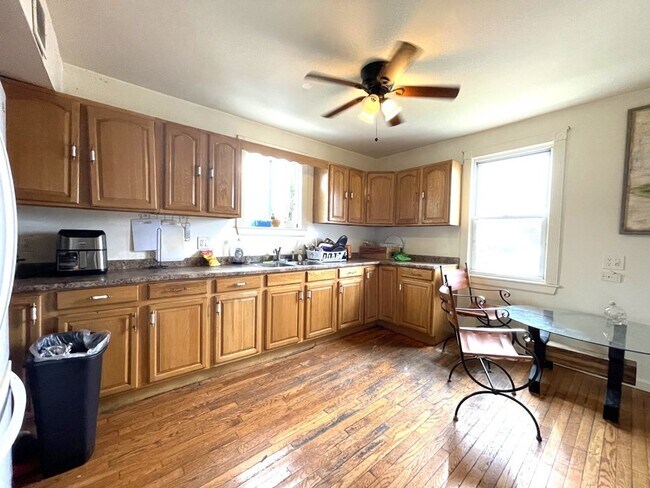 49 Fulton St Unit 2, Peabody, MA 01960 - Room for Rent in Peabody, MA ...