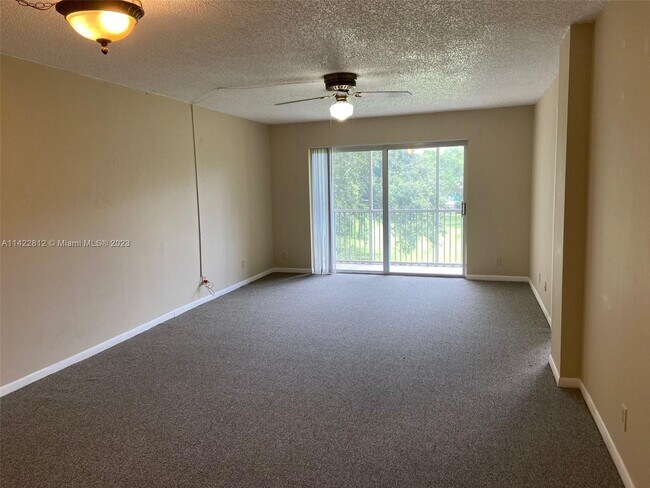 8735 Ramblewood Dr Unit 312, Coral Springs, FL 33071 - Condo for Rent ...