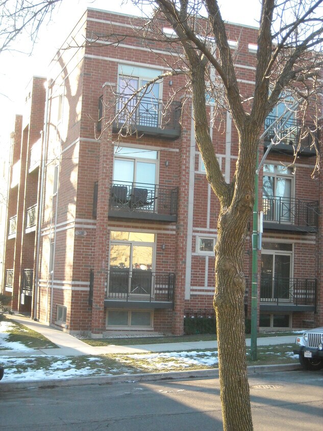 6811 W Raven St Unit 3S, Chicago, IL 60631 - Apartments in Chicago, IL ...