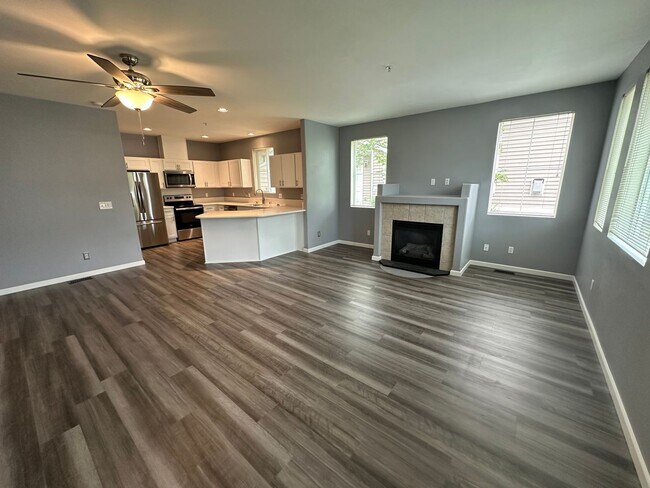 2480 Simmons St, DuPont, WA 98327 - Condo for Rent in DuPont, WA ...