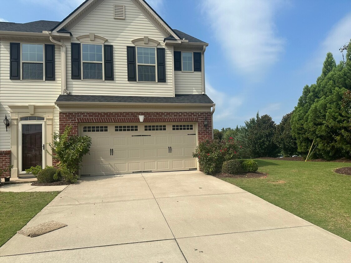 2 Irvington Dr, Greer, SC 29650 - Townhome Rentals in Greer SC ...