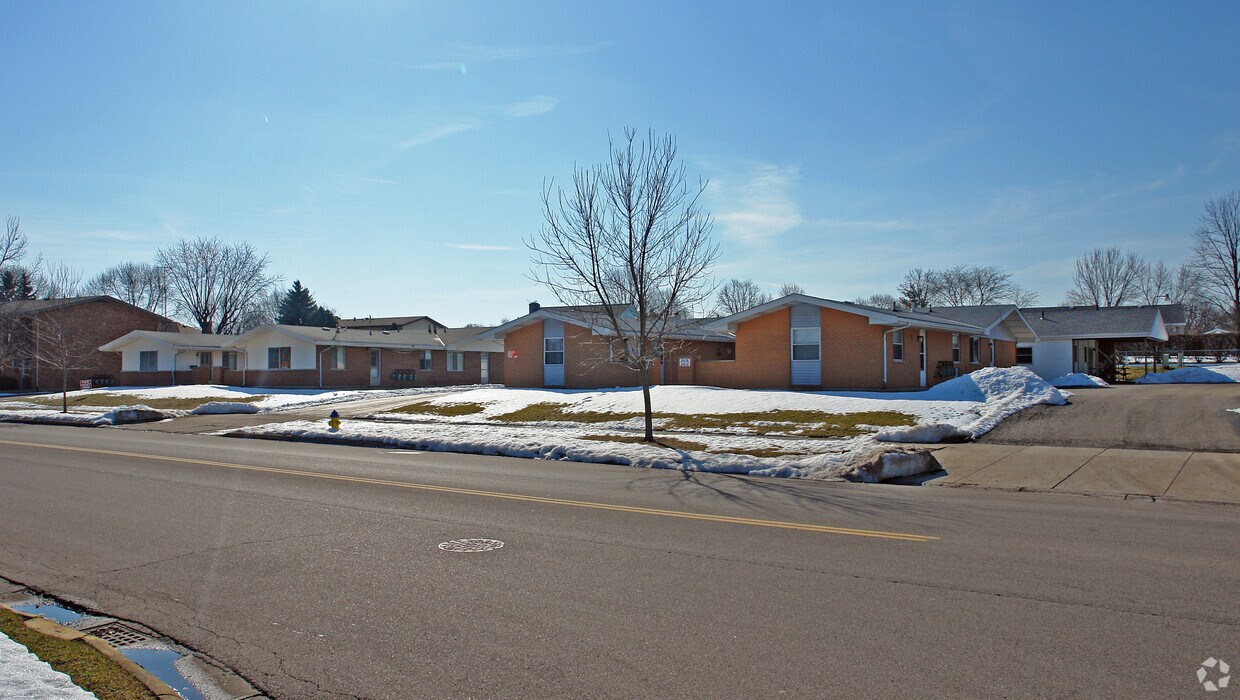 2416-2430 Red Coach Dr, Springfield, OH 45503 - 2416-2430 Red Coach Dr ...