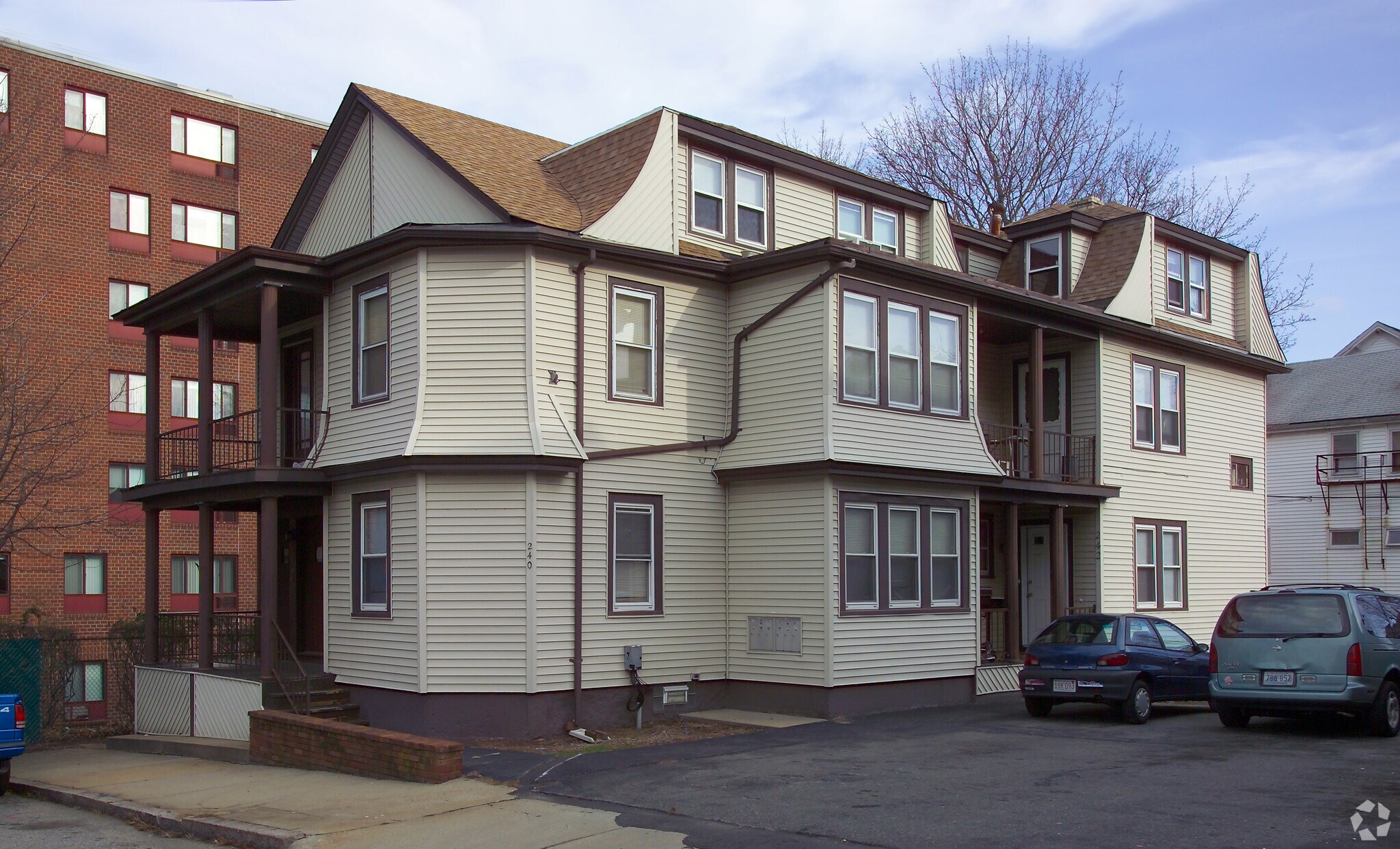 240 3rd St, Fall River, MA 02721 - 240 3rd St Fall River, MA 02721 ...