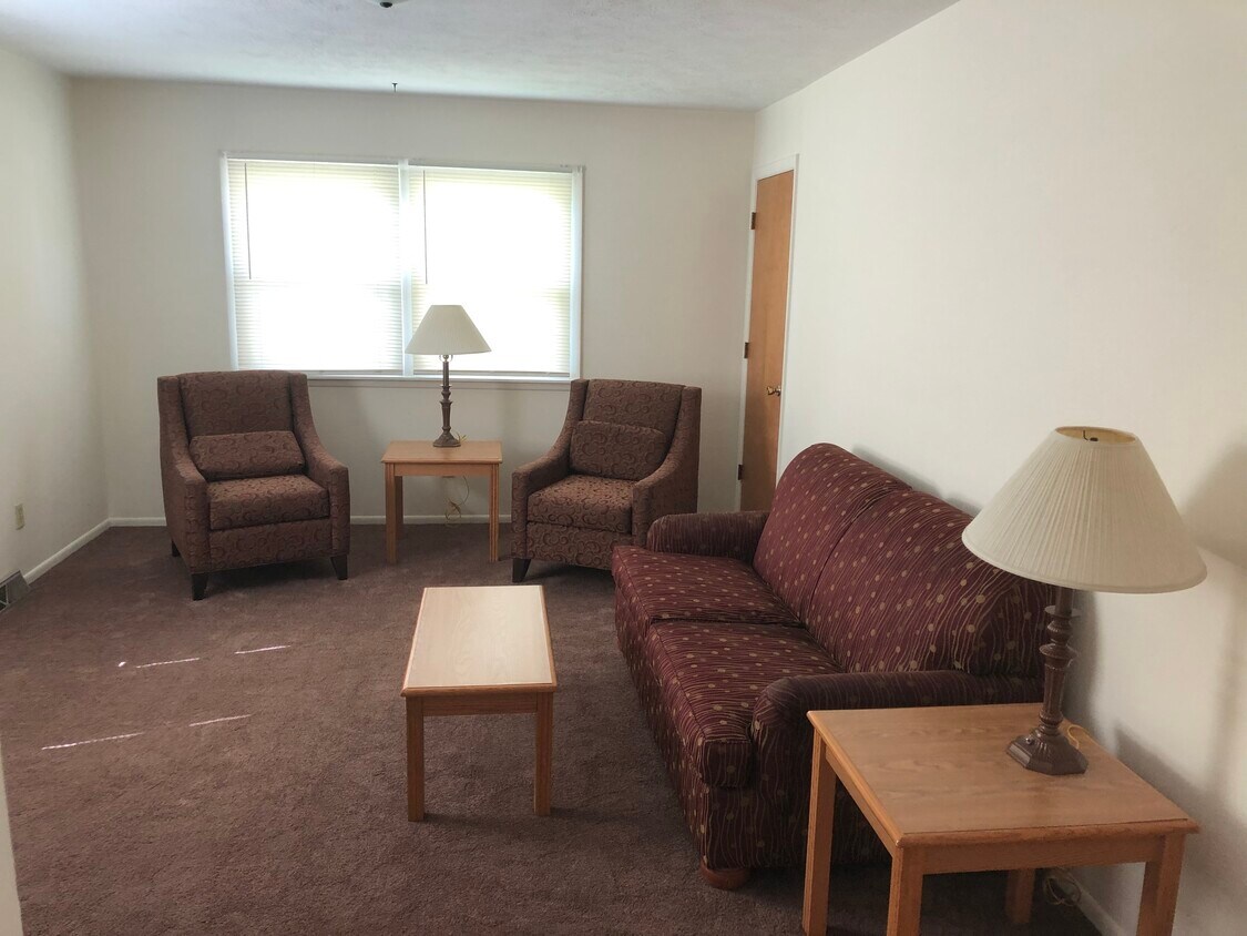 507 E Mulberry St, Normal, IL 61761 Apartments - Normal, IL ...