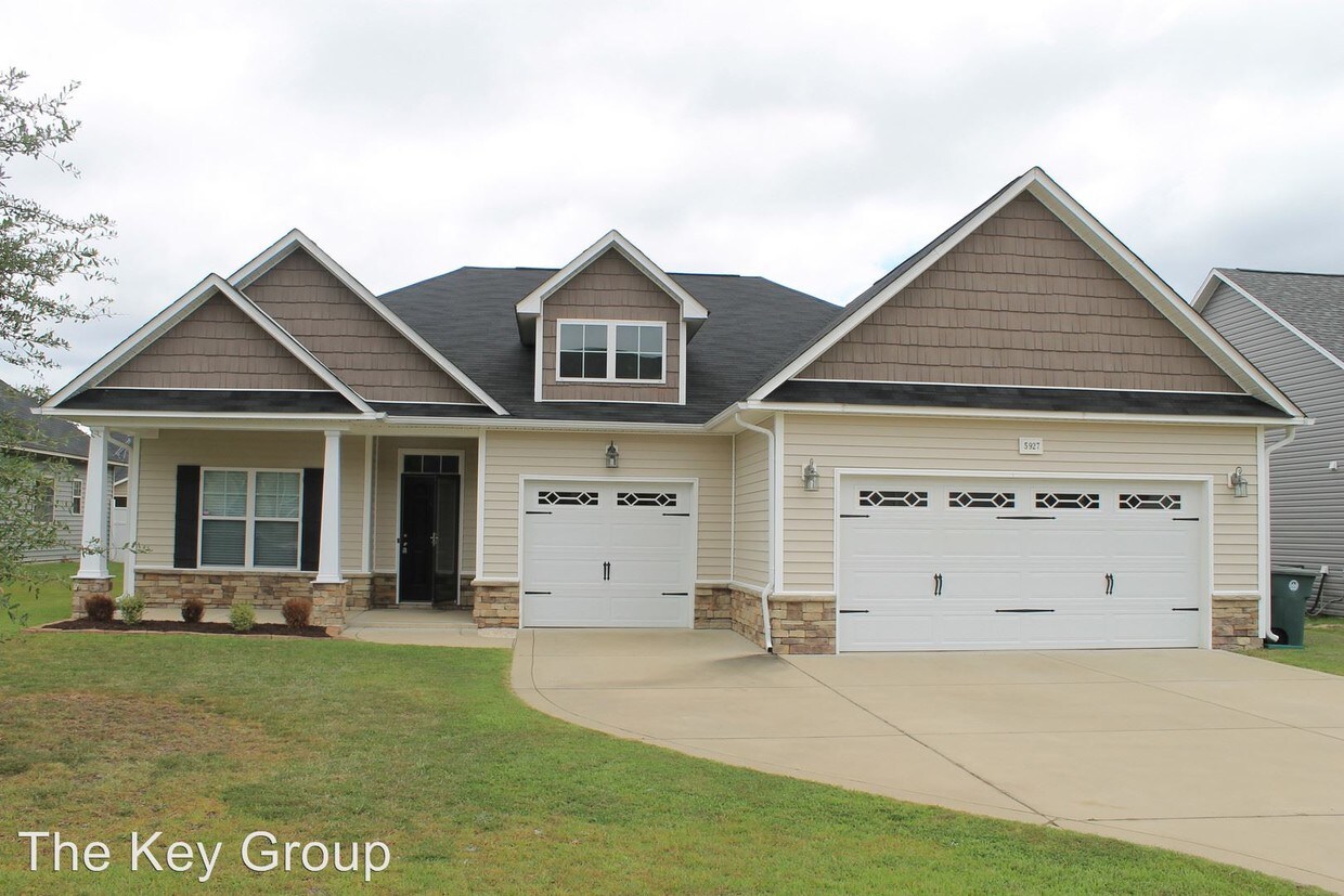 5927 Crown Ridge Ct, Fayetteville, NC 28314 - House Rental in ...
