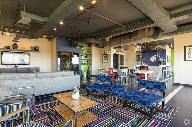 Grand Circus Park Historic District Apartments for Rent with a Swimming ...