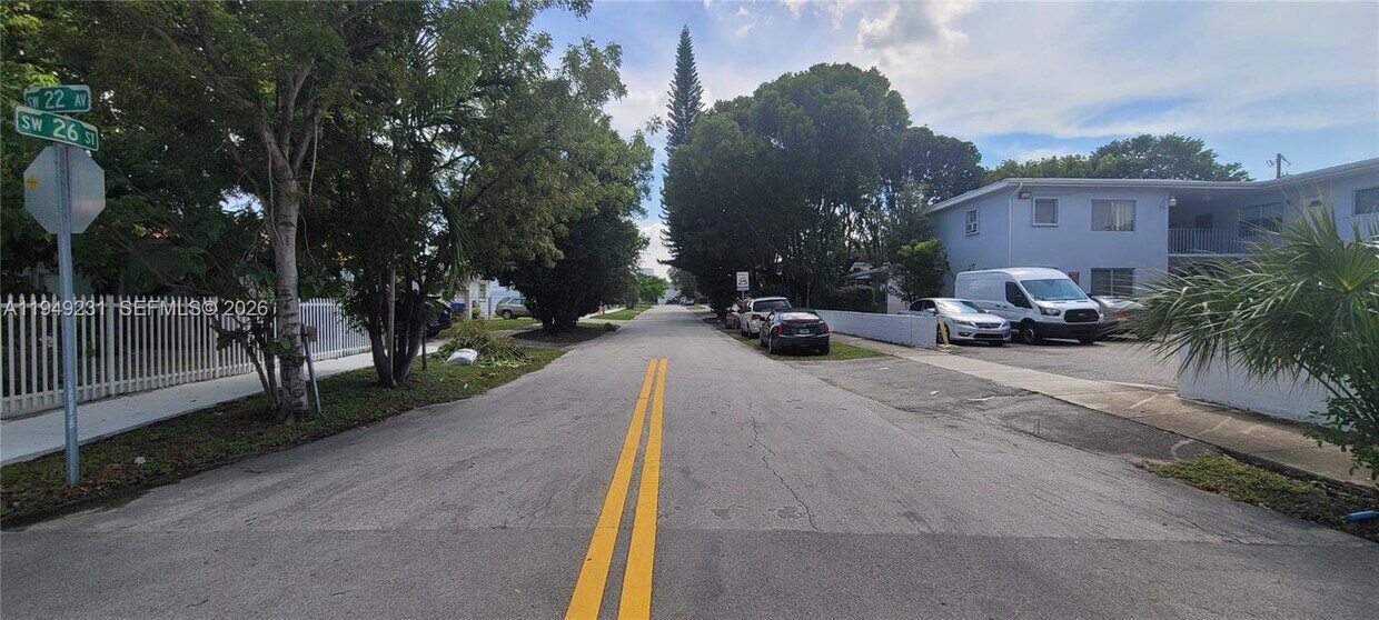 2601 SW 22Nd Ave Unit 9, Miami, FL 33133 - Room for Rent in Miami, FL ...