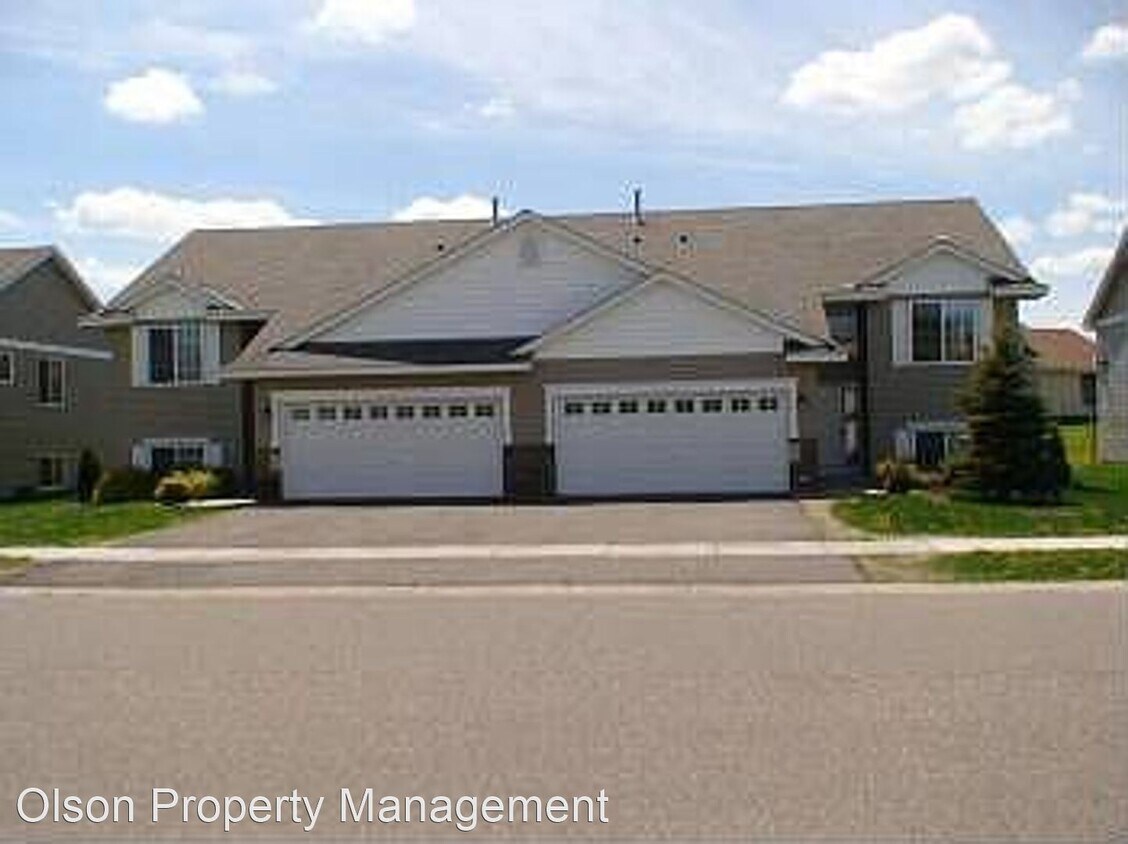 426 Meadow Ln, Somerset, WI 54025 - House Rental in Somerset, WI ...