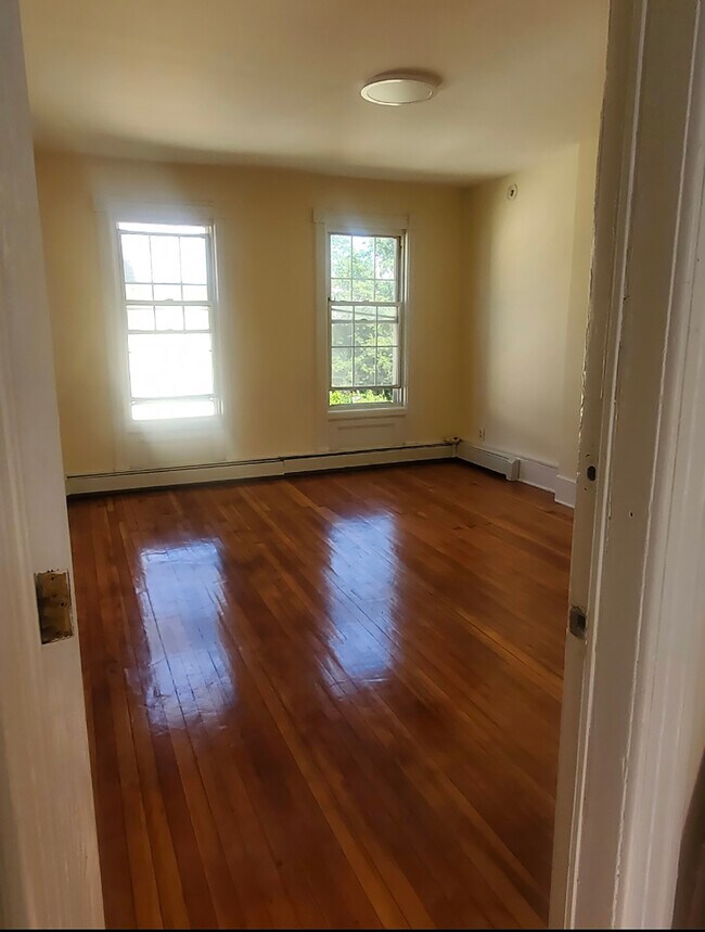 63 Thompson St, Poughkeepsie, NY 12601 | Apartments.com