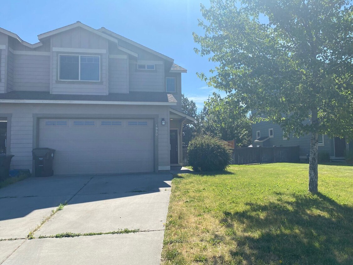 1930 SW 42nd, Redmond, OR 97756 - House Rental in Redmond, OR ...