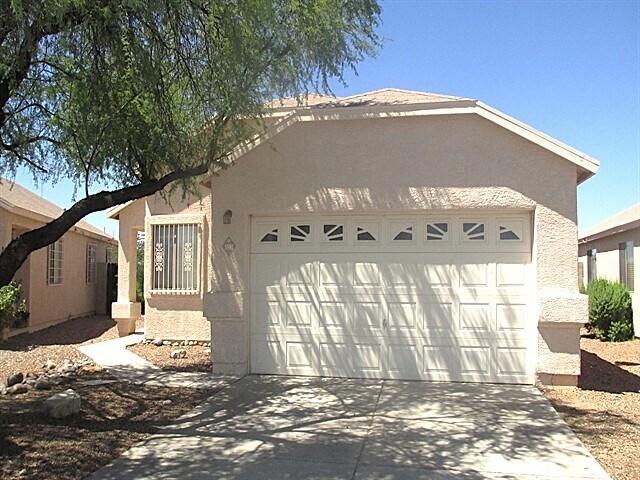 5992 S Nantac Rim Dr, Tucson, AZ 85706 | Apartments.com