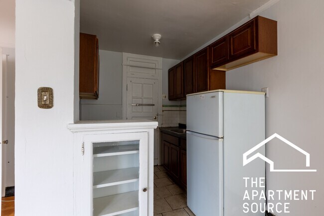 2807 W Lunt Ave Unit C2, Chicago, IL 60645 - Condo for Rent in Chicago ...