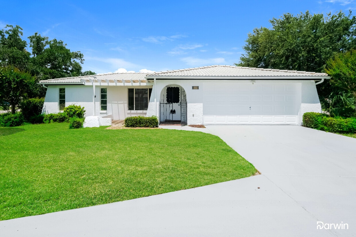 9249 Glen Moor Ln, Port Richey, FL 34668 | Apartments.com