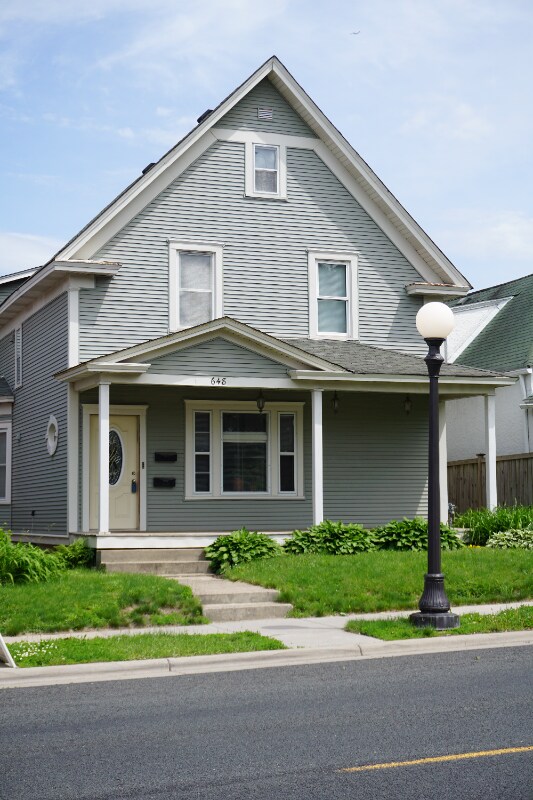648 Smith Ave S Unit Uppr, Saint Paul, MN 55107 | Apartments.com