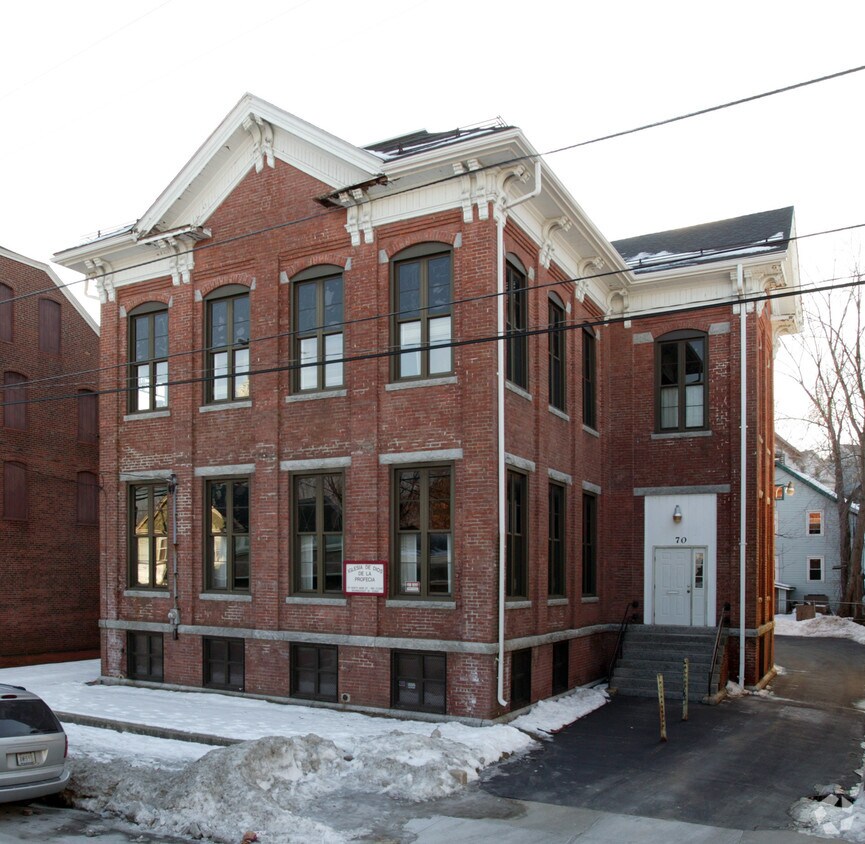 70 N Main St, Woonsocket, RI 02895 - 70 N Main St Woonsocket, RI 02895 ...