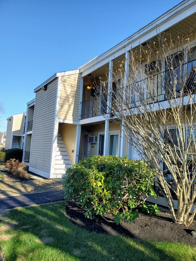403 Cocheco Ct Unit 403, Dover, NH 03820 - Condo for Rent in Dover, NH ...