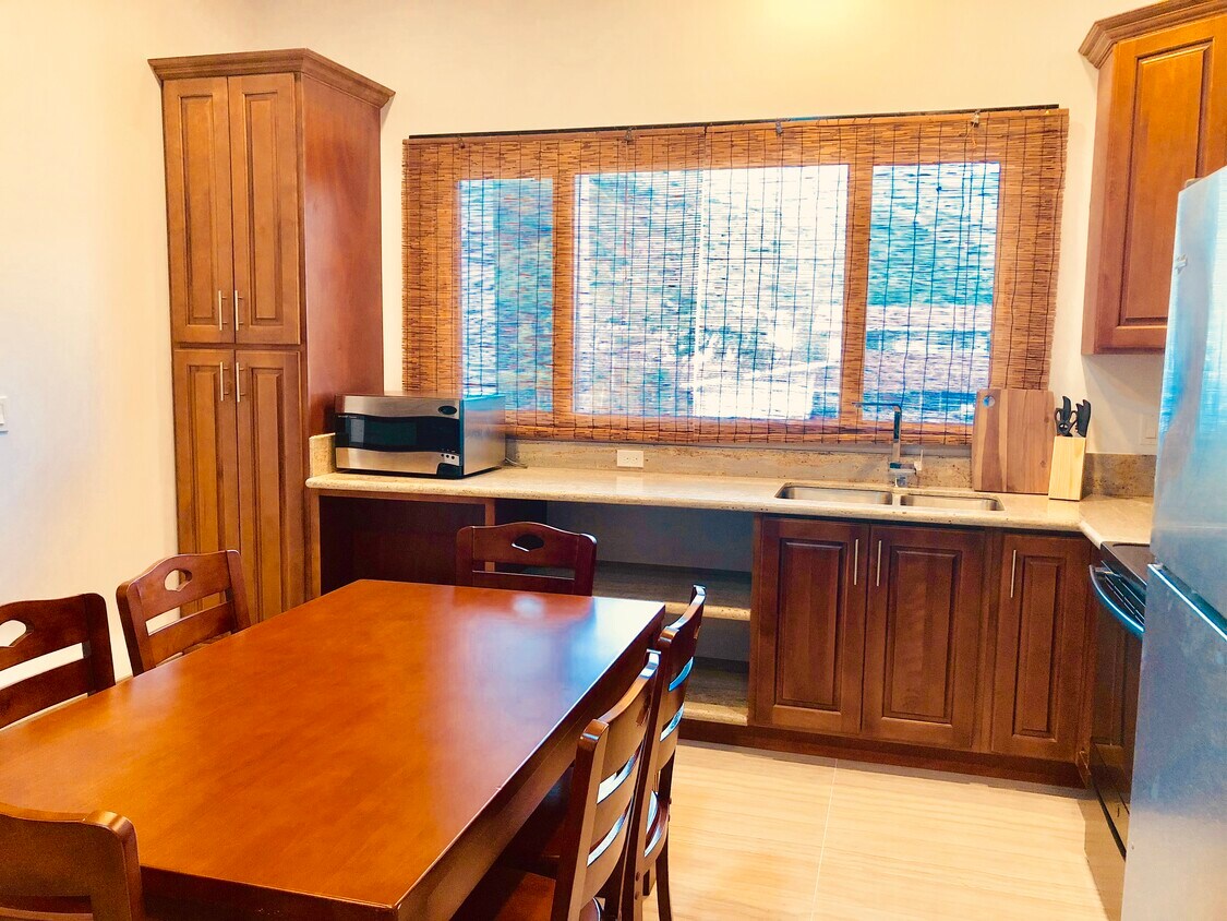 6039-kalaniana-ole-hwy-honolulu-hi-96821-house-rental-in-honolulu