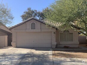 Neely Ranch Apartments for Rent with a Swimming Pool - Gilbert, AZ - 2 ...