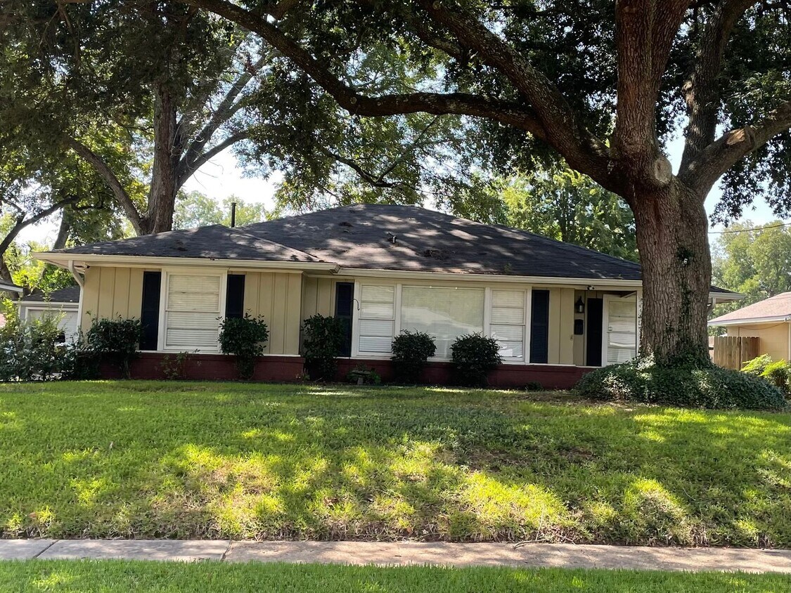 357 Gloria Ave, Shreveport, LA 71105 - House Rental in Shreveport, LA ...