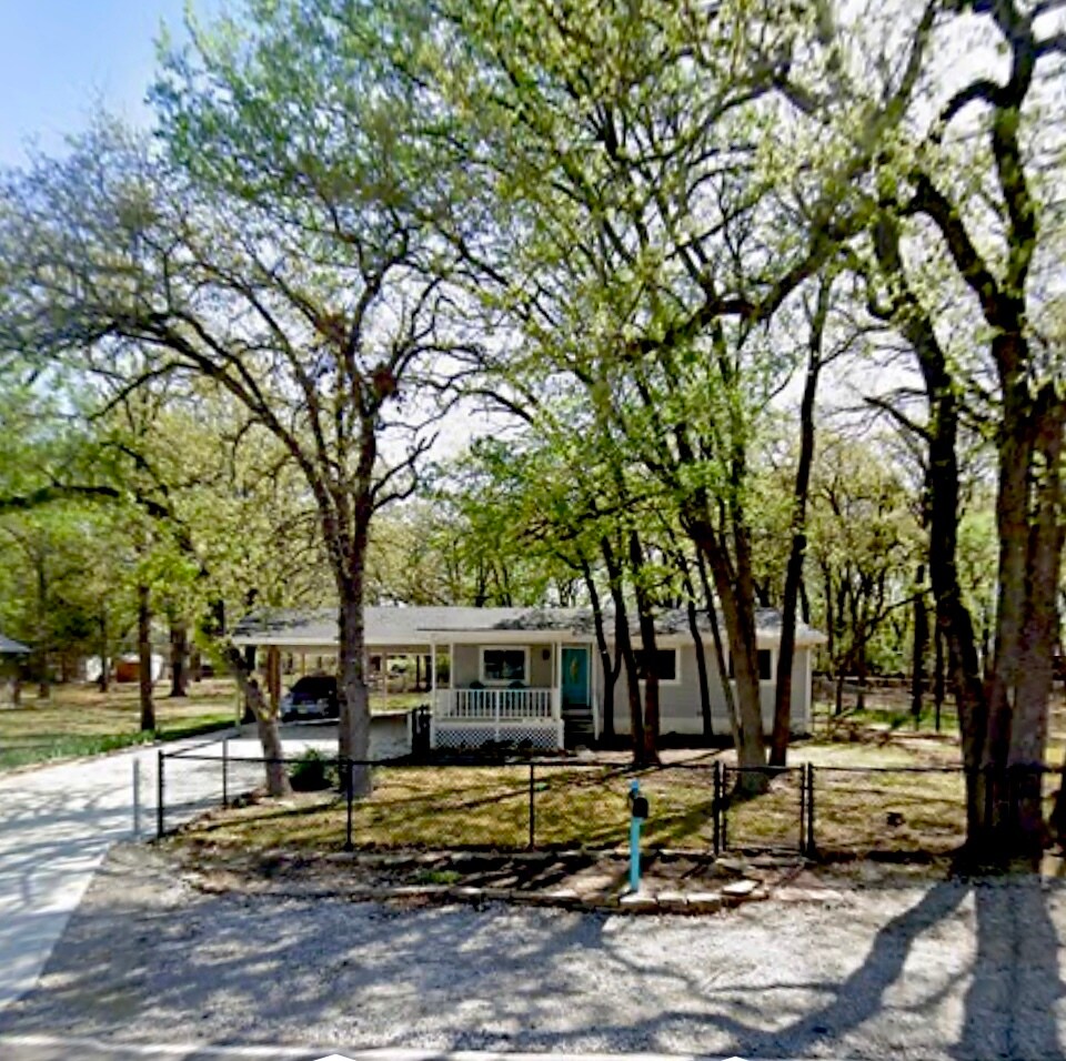 1428 E Lake Dr, Weatherford, TX 76087 - House Rental in Weatherford, TX ...
