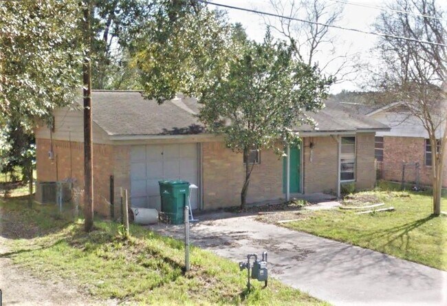 205 W Mink St, Willis, TX 77378 - House Rental in Willis, TX ...