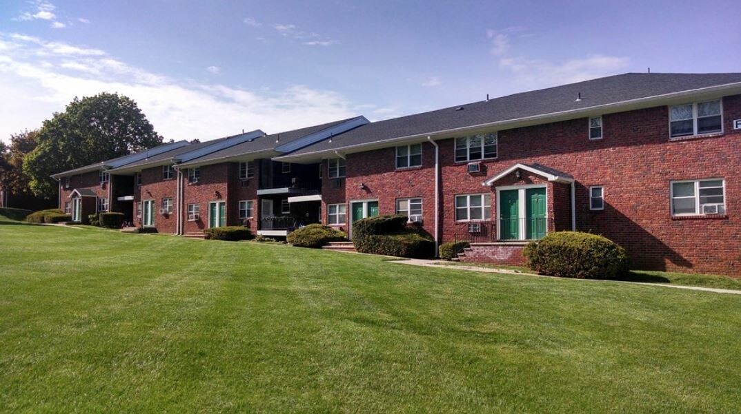 312 Quaker Church Rdnull