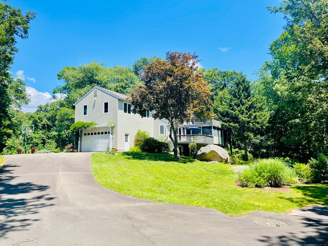215 Sam Hill Rd, Guilford, CT 06437 - House Rental in Guilford, CT ...