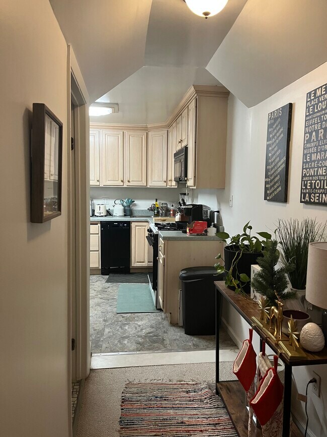 5838 Phillips Ave Unit 1, Pittsburgh, PA 15217 - 5838 Phillips Ave ...