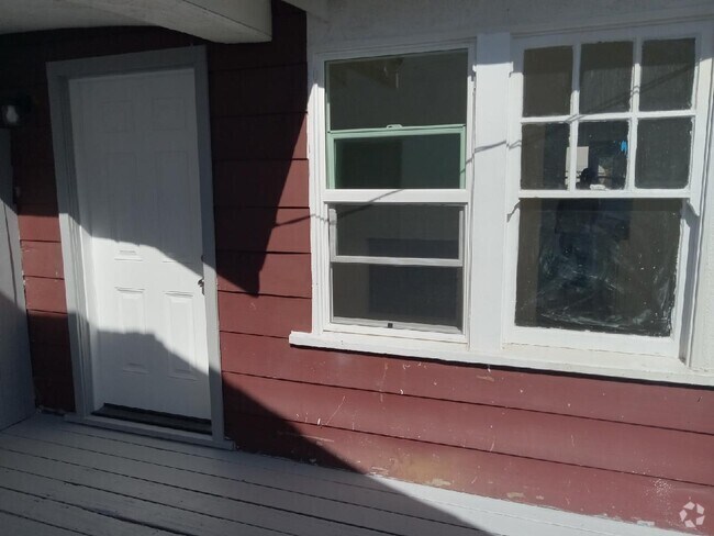 Harbor View Apartments for Rent with Parking - San Pedro, CA - 2 ...