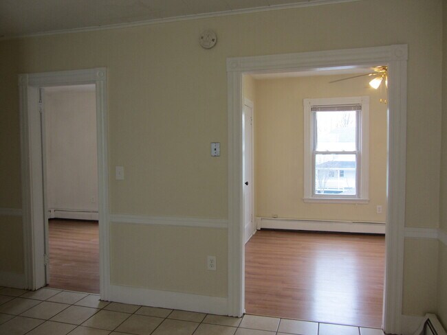 38 Graham St Unit 201, Biddeford, ME 04005 - Condo for Rent in ...