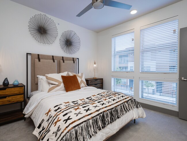 Midway Row House - 4020 McEwen Rd Farmers Branch, TX - Apartments for ...