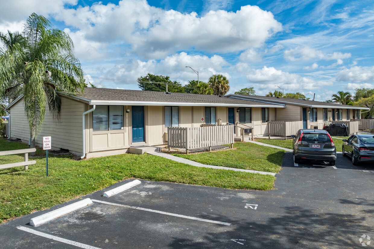 Sunset Way - 15385-15391 Sw 73rd Terrace Cir Miami, FL 33193 ...