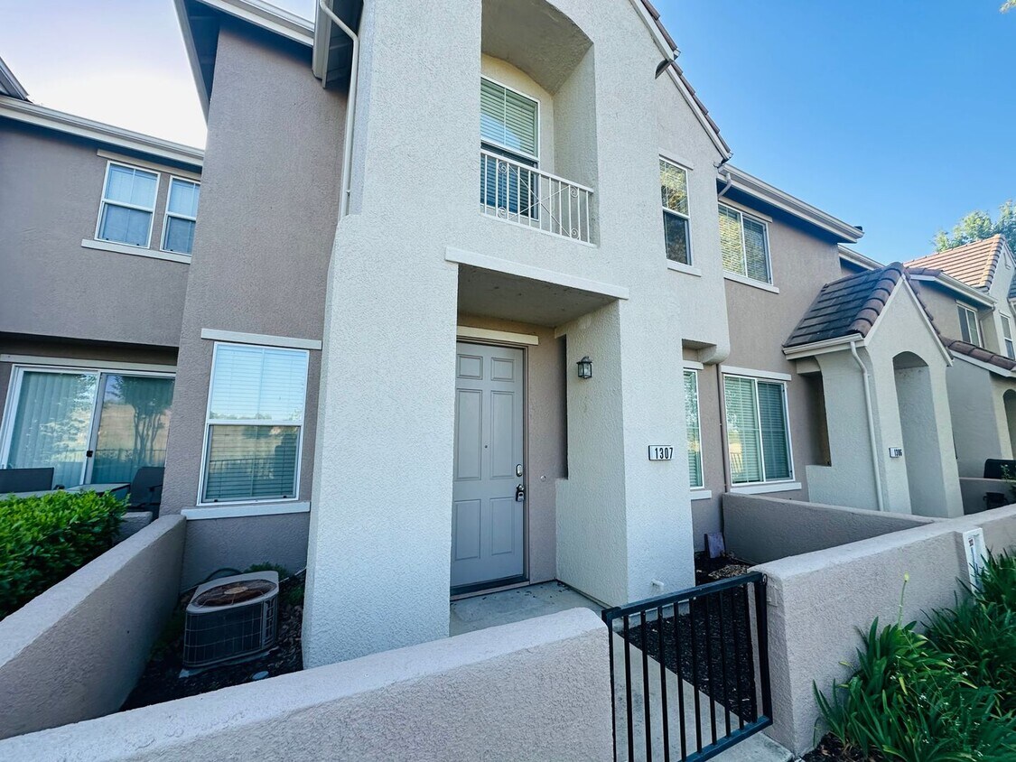 1307 Esplanade Cir, Folsom, CA 95630 - House Rental in Folsom, CA ...