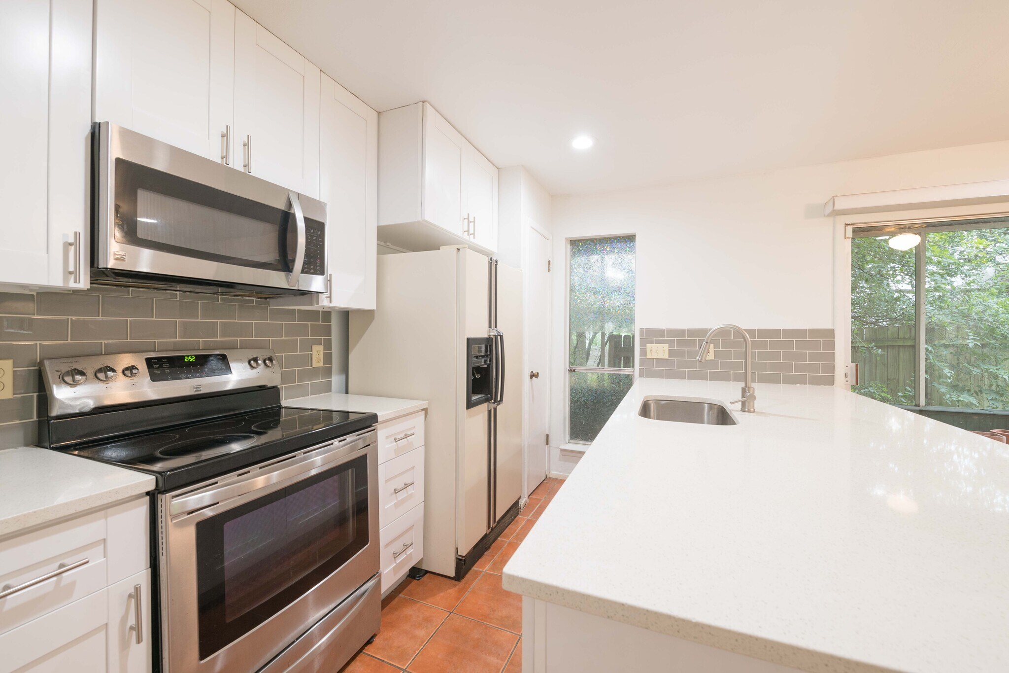 701 The High Rd, Austin, TX 78746 - Townhome Rentals in Austin TX ...