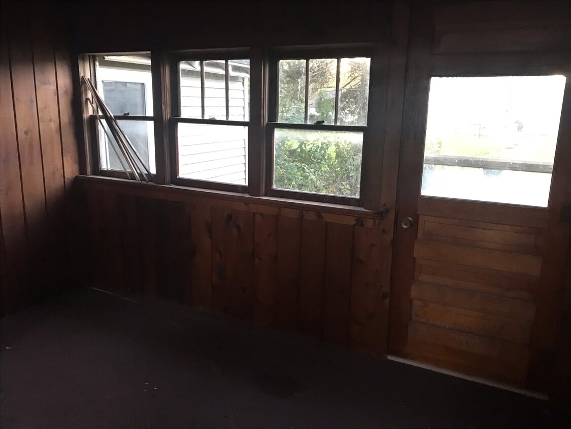 566 E Sebewaing St, Sebewaing, MI 48759 - House Rental in Sebewaing, MI ...