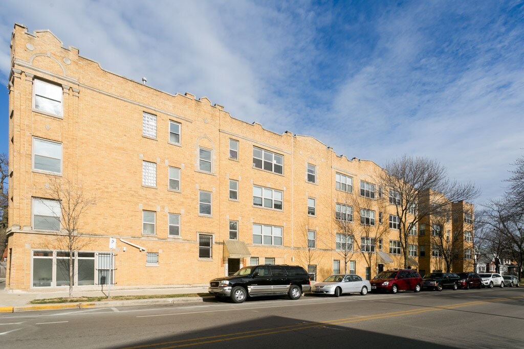 7223 N Rogers Ave Unit 4, Chicago, IL 60645 | Apartments.com
