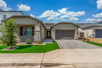 Best Luxury Claxton Harvey Western Ranchettes Apartments for Rent ...