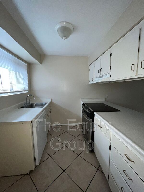 310 N Orange Ave Unit 19, Exeter, CA 93221 - Condo for Rent in Exeter ...