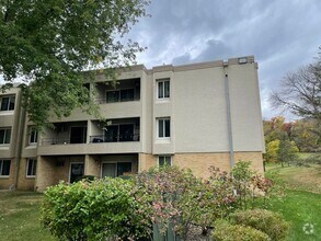 Valhalla Park Condominiums Apartments for Rent - Rochester, MN ...