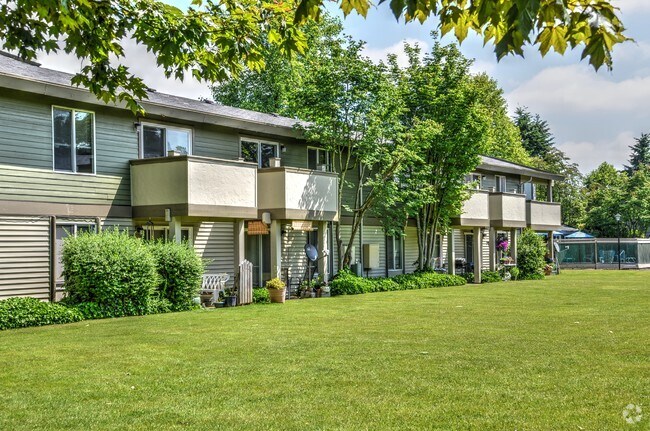 Country Place Apartments for Rent with Hardwood Floors - Lakewood, WA ...