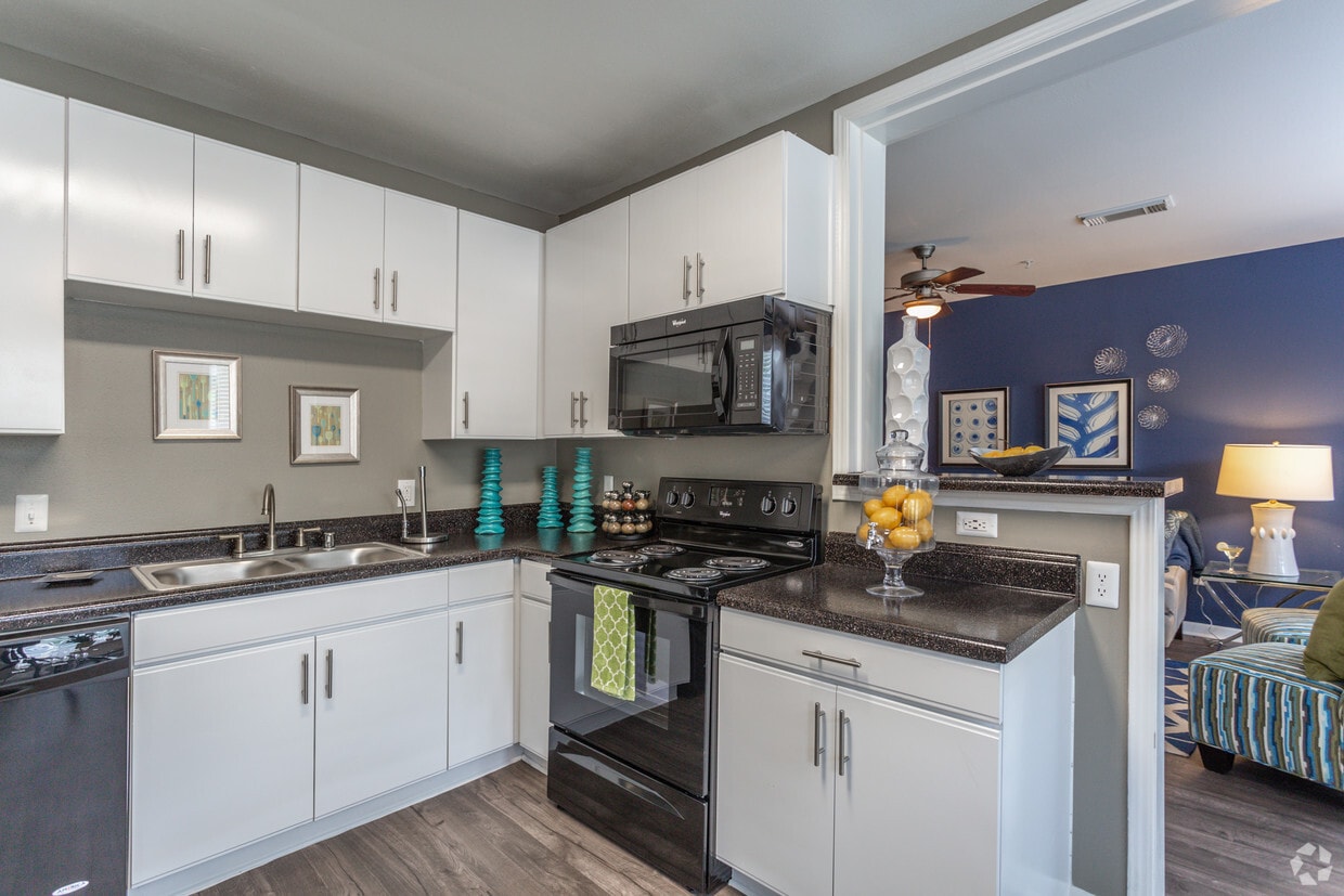 Metro 5514 - 5514 Griggs Rd Houston, TX 77021 | Apartments.com
