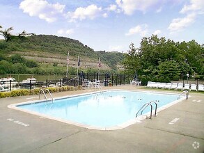 Oakmont Landing Apartments Rentals - Oakmont, PA | Apartments.com